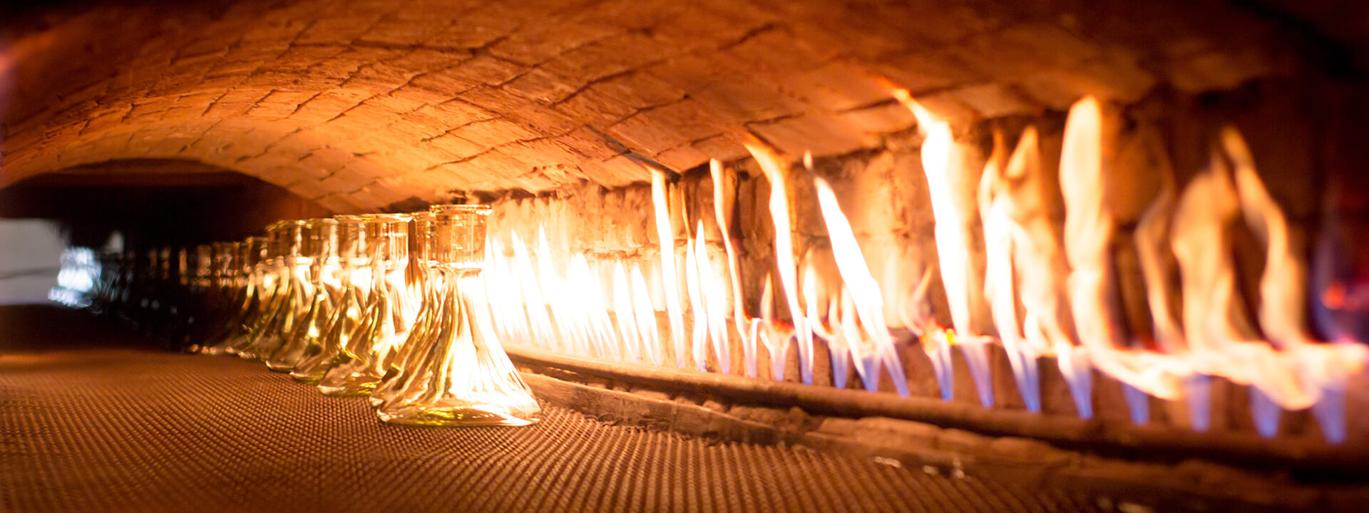 Refractory brick and unshaped refractory manufacturer- YUMIN